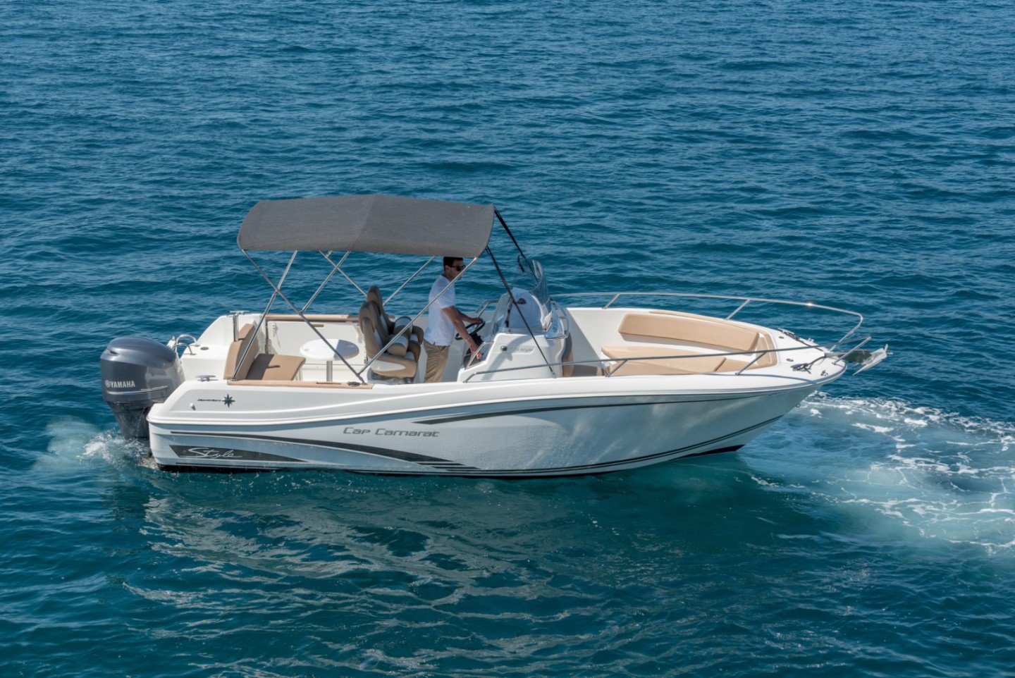 Location Bateau à moteur Jeanneau Cap Camarat 7.5 CC - Trogirski Zaliv ...