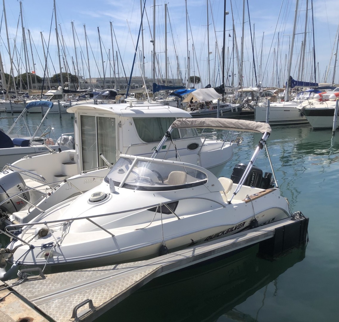Location Bateau à moteur Quicksilver Activ 540 Cabin (Alegria) - Port ...