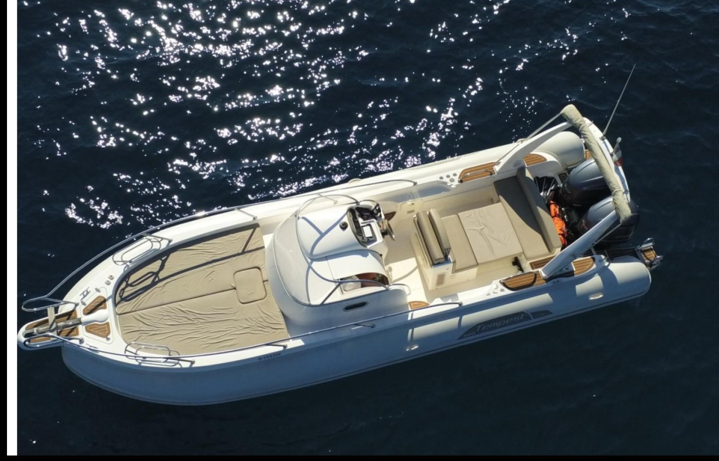 Location Semi-rigide Capelli Tempest 1000 - Saint-Tropez | SamBoat