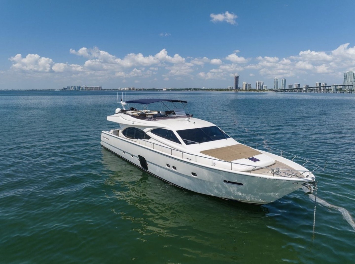 Location Yacht Ferretti 80 (BLY DESTINY) - Miami Beach | SamBoat